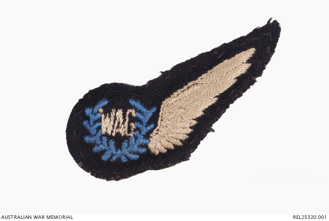 Wireless Air Gunner brevet: RAF - Flying Officer M D Freudenstein RAAF ...