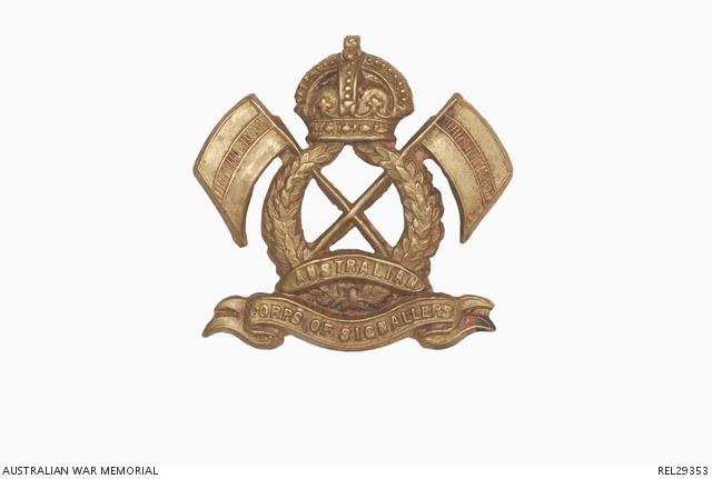 Collar badge: Australian Corps of Signallers | Australian War Memorial