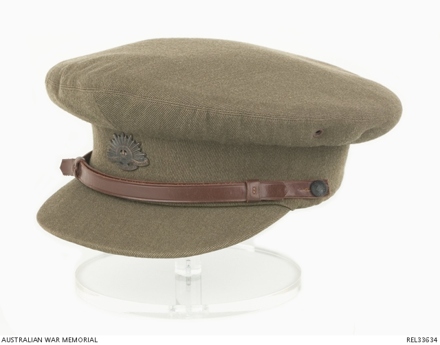 Officer's peaked cap : Lieutenant C C Busby, 22 Light Horse Regiment ...