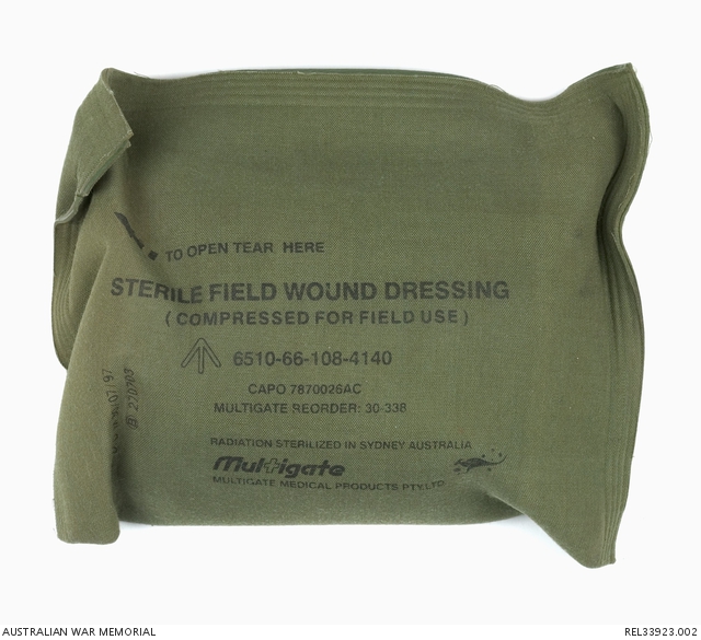 Field dressing : Corporal A A Rutledge, 2 Cavalry Regiment, East Timor ...