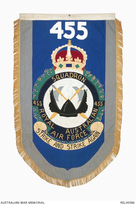 Marching banner : 455 Squadron, RAAF | Australian War Memorial