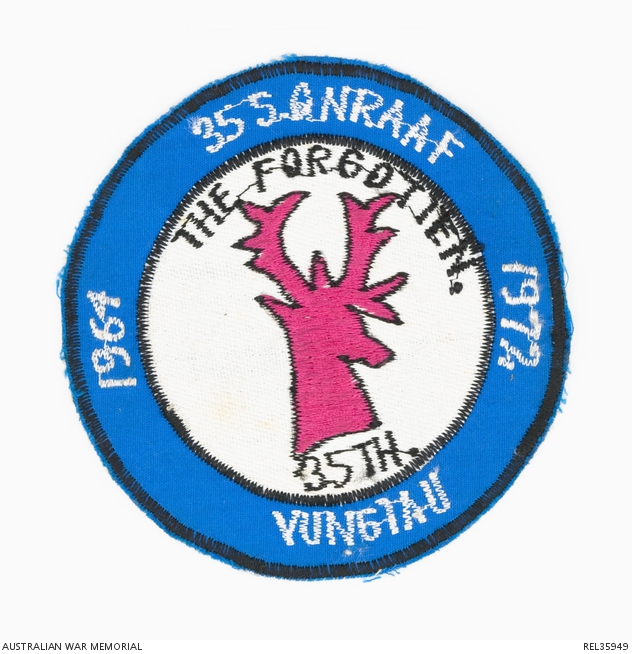 Unofficial uniform patch : Corporal D R Field, 35 Squadron RAAF ...