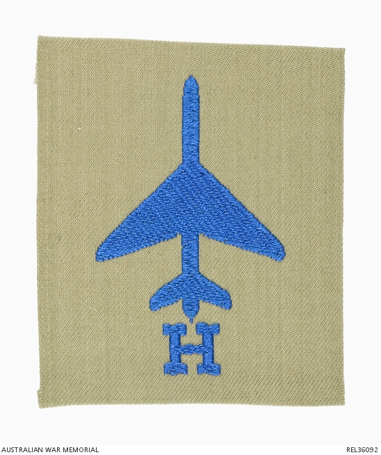RAN Aircraft Handler cloth badge | Australian War Memorial