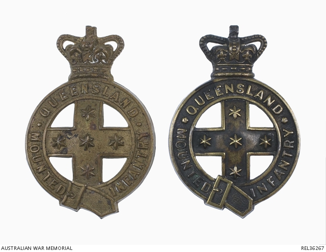 Pair of hat badges : Queensland Mounted Infantry | Australian War Memorial