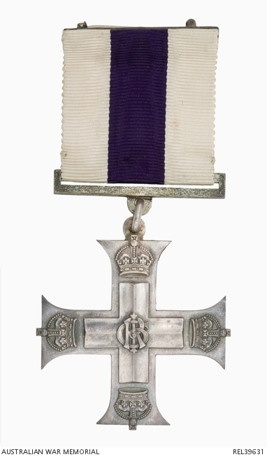 Military Cross : Lieutenant H E a'Beckett, 1 Battalion AIF | Australian ...