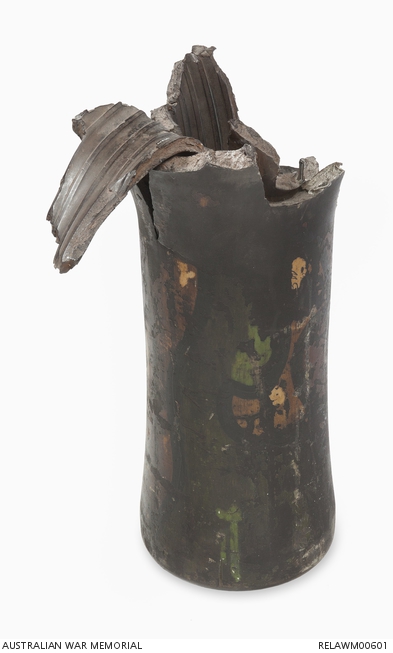 60 pounder Breech Loading Gun - damaged barrel muzzle | Australian War ...