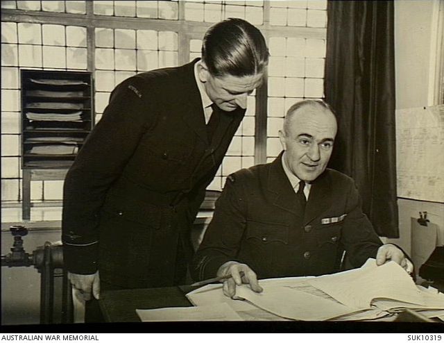 London, England. C. 1942. Flight Lieutenant R. W. Graham, of Perth, WA ...