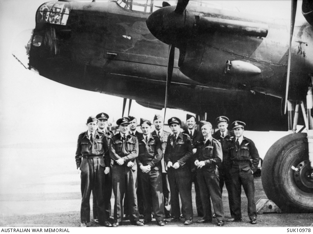 Wellington, New Zealand. C. 1943-06. The all-Australian "Pathfinder ...