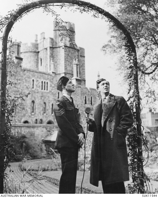 London, England. 1943-10-07. 414959 Flight Sergeant (F Sgt) John McLean ...