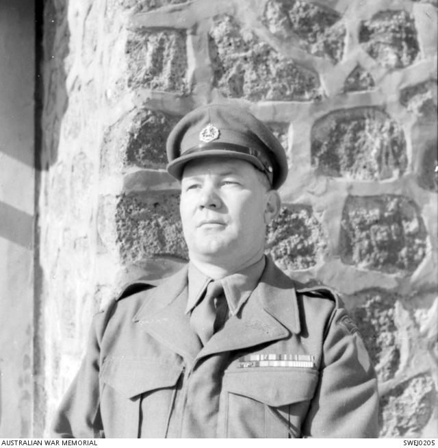 Portrait of 399 Lieutenant Colonel Gordon Bertrand Combes, of Kew, Vic ...
