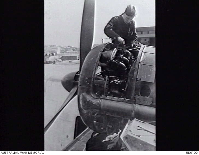 WALES. 1943-05-06. PORTRAIT OF 6350 LEADING AIRCRAFTMAN H. J. LACEY ...