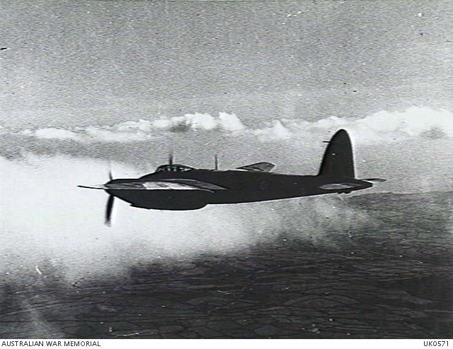 HAMPSHIRE, ENGLAND. 1943-09-24. A MOSQUITO AIRCRAFT BELONGING TO NO ...