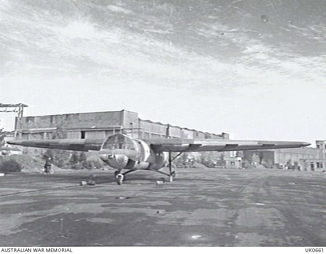 BRIZE NORTON, ENGLAND. 1943-10-07. A HORSA GLIDER ON THE TARMAC AT A ...