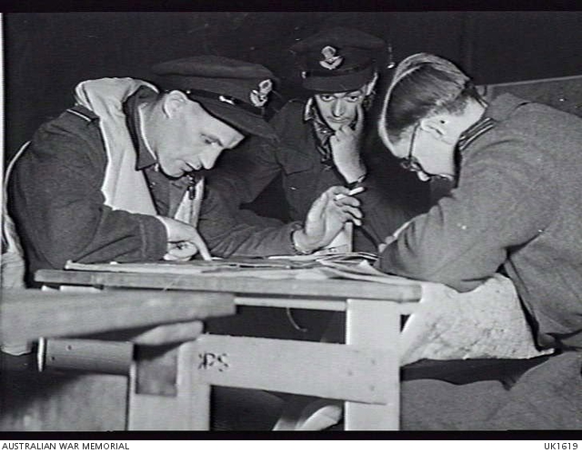 SUSSEX, ENGLAND. 1944-07-15. CREW OF NO. 464 (MOSQUITO) SQUADRON RAAF ...