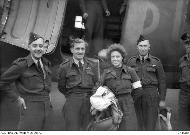 ENGLAND. 1944-07-31. RAAF AIR CREW FLY TRANSPORT COMMAND DOUGLAS C47 ...