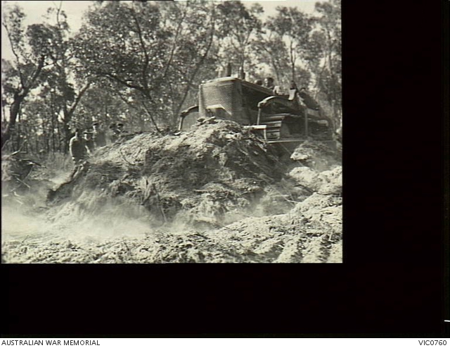 Lara, Vic. 1944-10-23. A RAAF Sergeant and Officers (in background ...