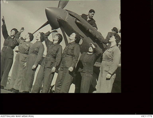 Laverton, Vic. C. 1942. A group of WAAAF flight mechanics and riggers ...