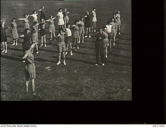 Melbourne, Vic. 1942-10-15. A group of WAAAF Officer trainees taking ...