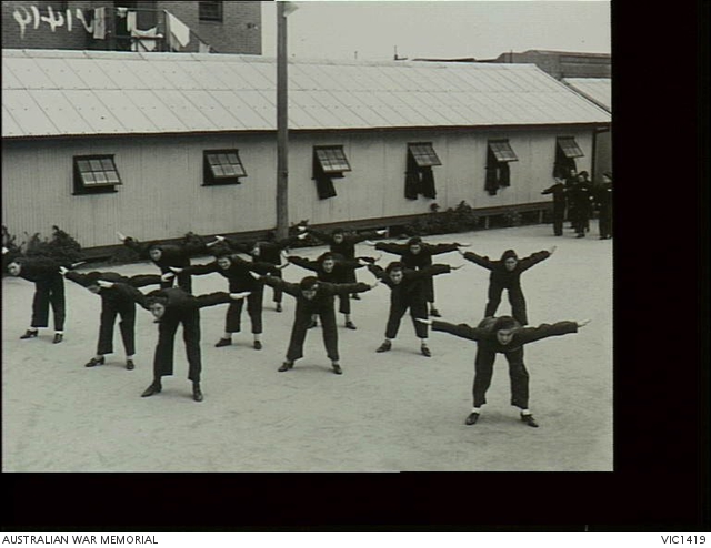 West Melbourne, Vic. 1942-07-15. A flight of WAAAF airwomen undergoing ...