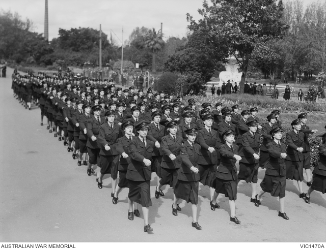 Melbourne, Vic. C. 1941-08. General view of WAAAF personnel who took ...