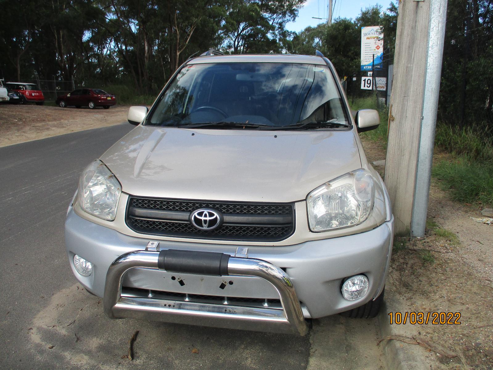 Left Rear 1/4 Door Glass Rav4 Toyota 2004