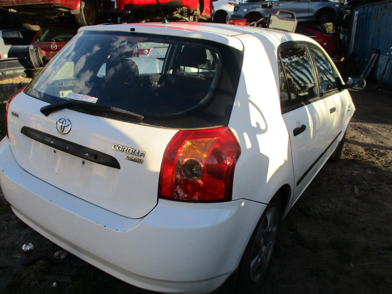 Air Cleaner/Box Corolla Toyota 2006