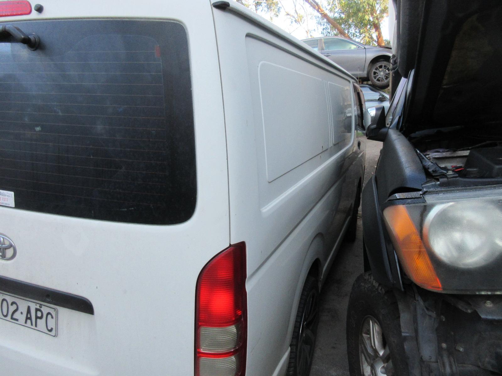 Steering Box/Rack Hiace Toyota 2005