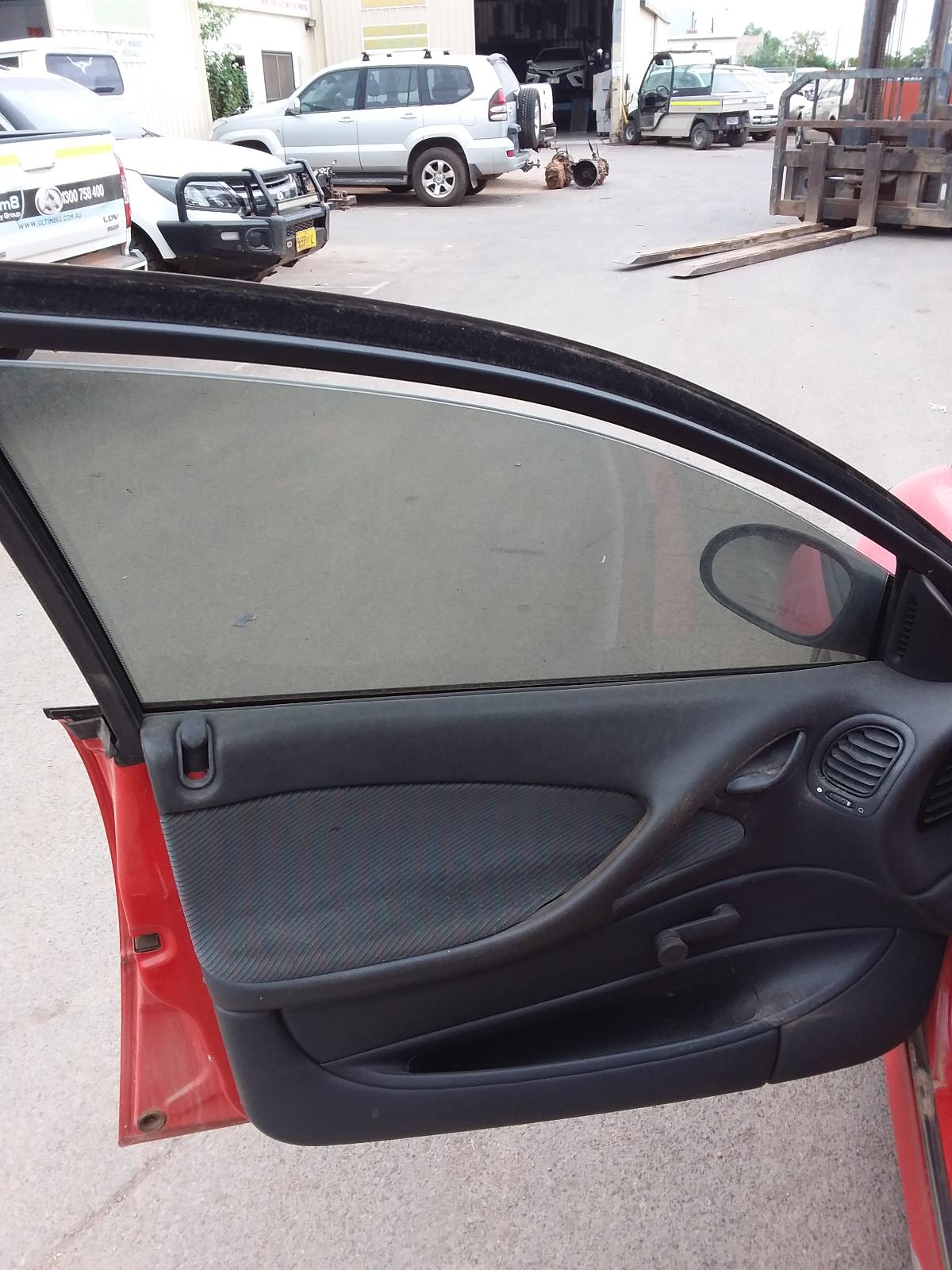 Air Cleaner/Box Commodore Holden 2000