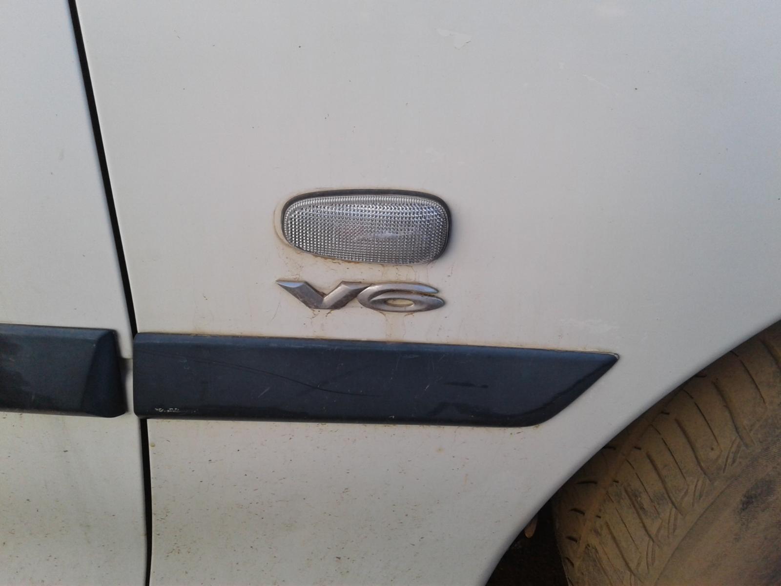 Fuse Box Commodore Holden 2004