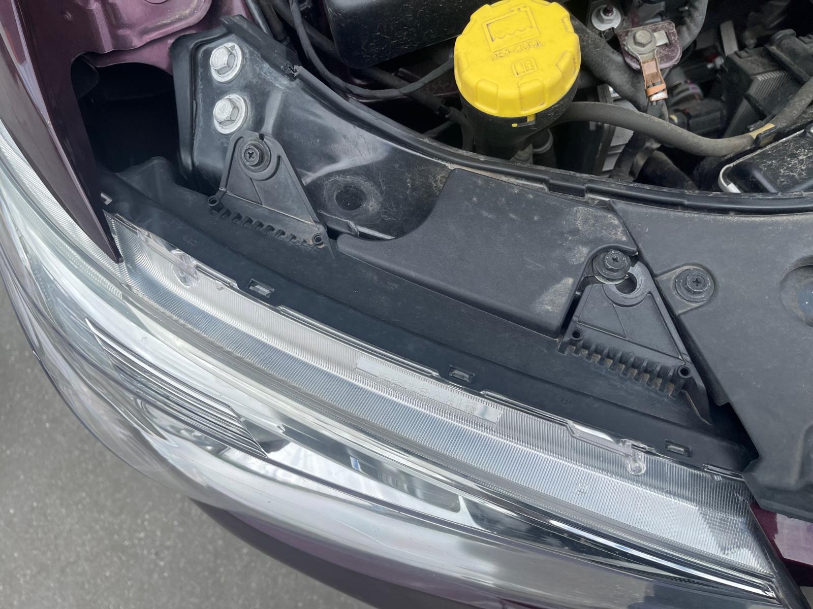 Left Indicator/Fog/Side Commodore Holden 2014