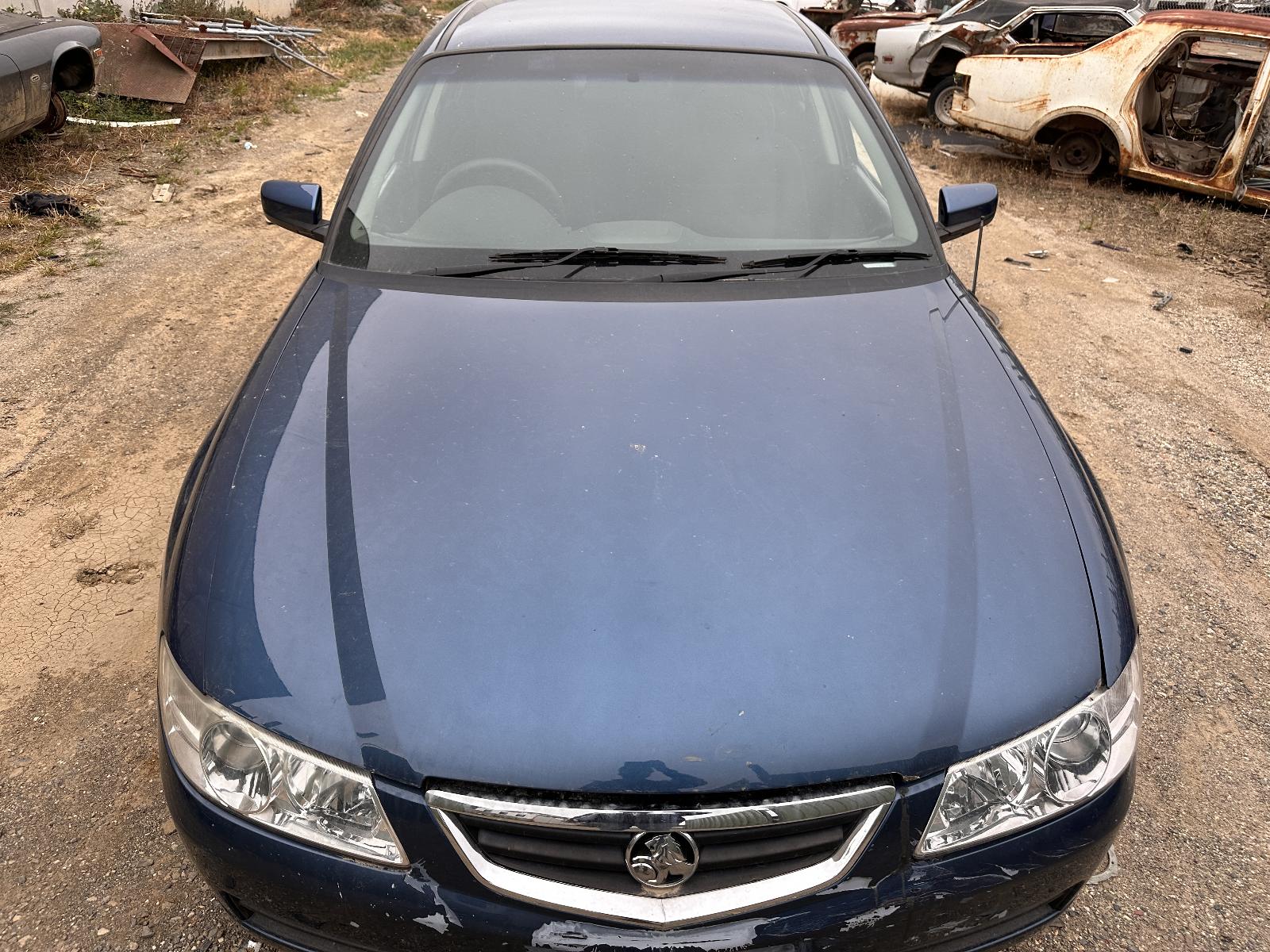 Side Step/Skirt Commodore Holden 2003