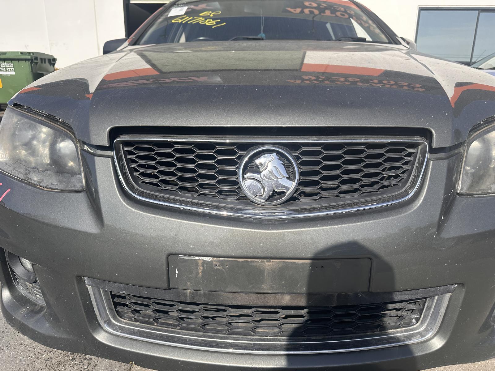 Side Step/Skirt Commodore Holden 2013