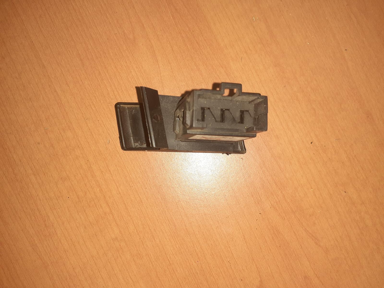 Misc Switch/Relay Falcon Ford 1987