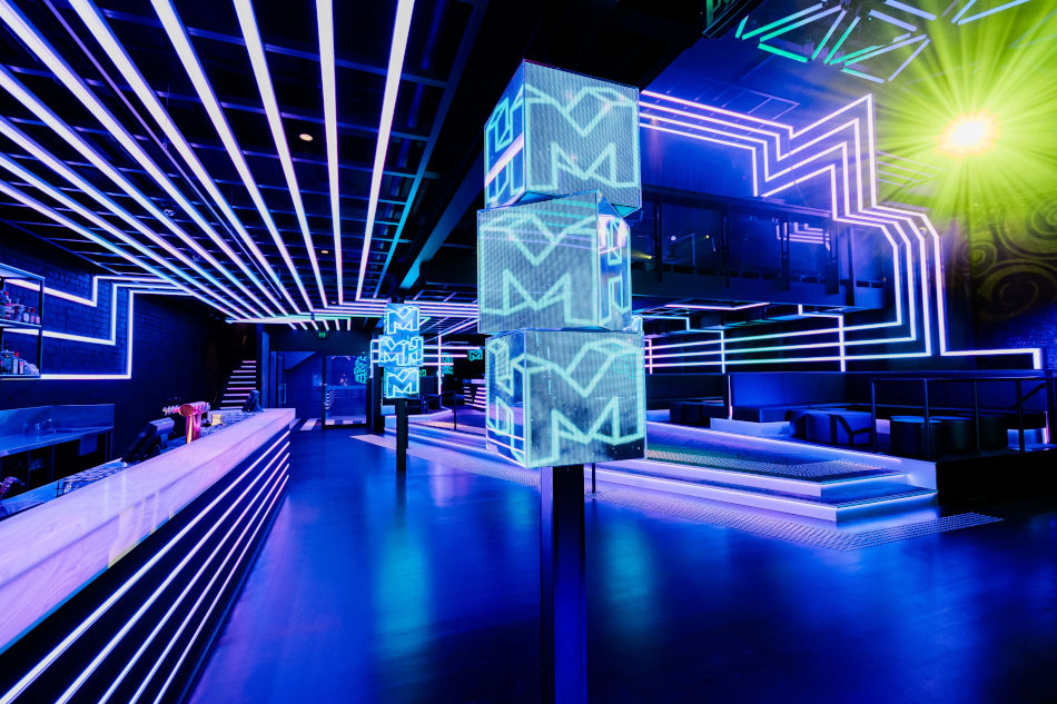 Magnet House | Corian