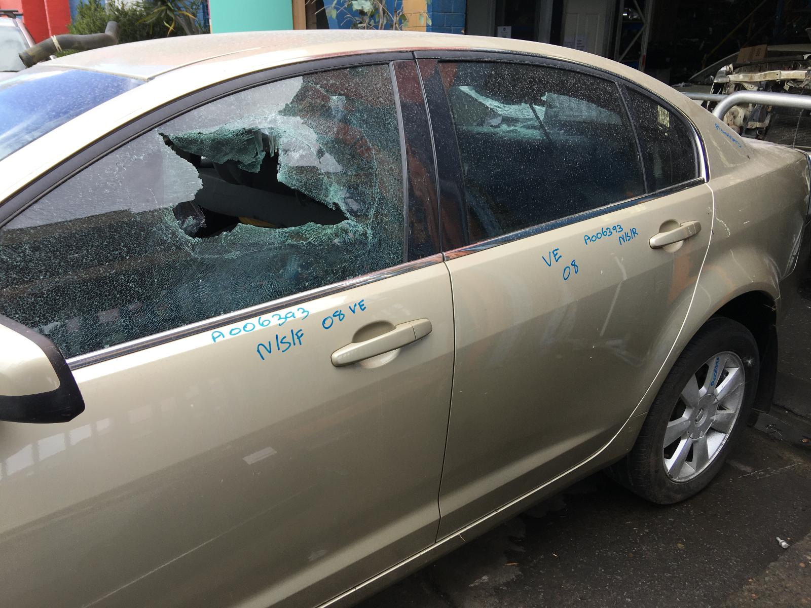 Right Rear Door Sliding Commodore Holden 2008