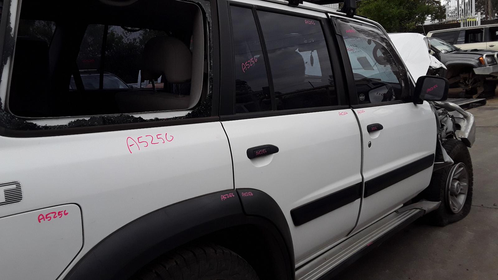 Rear Bumper Patrol Nissan 2004