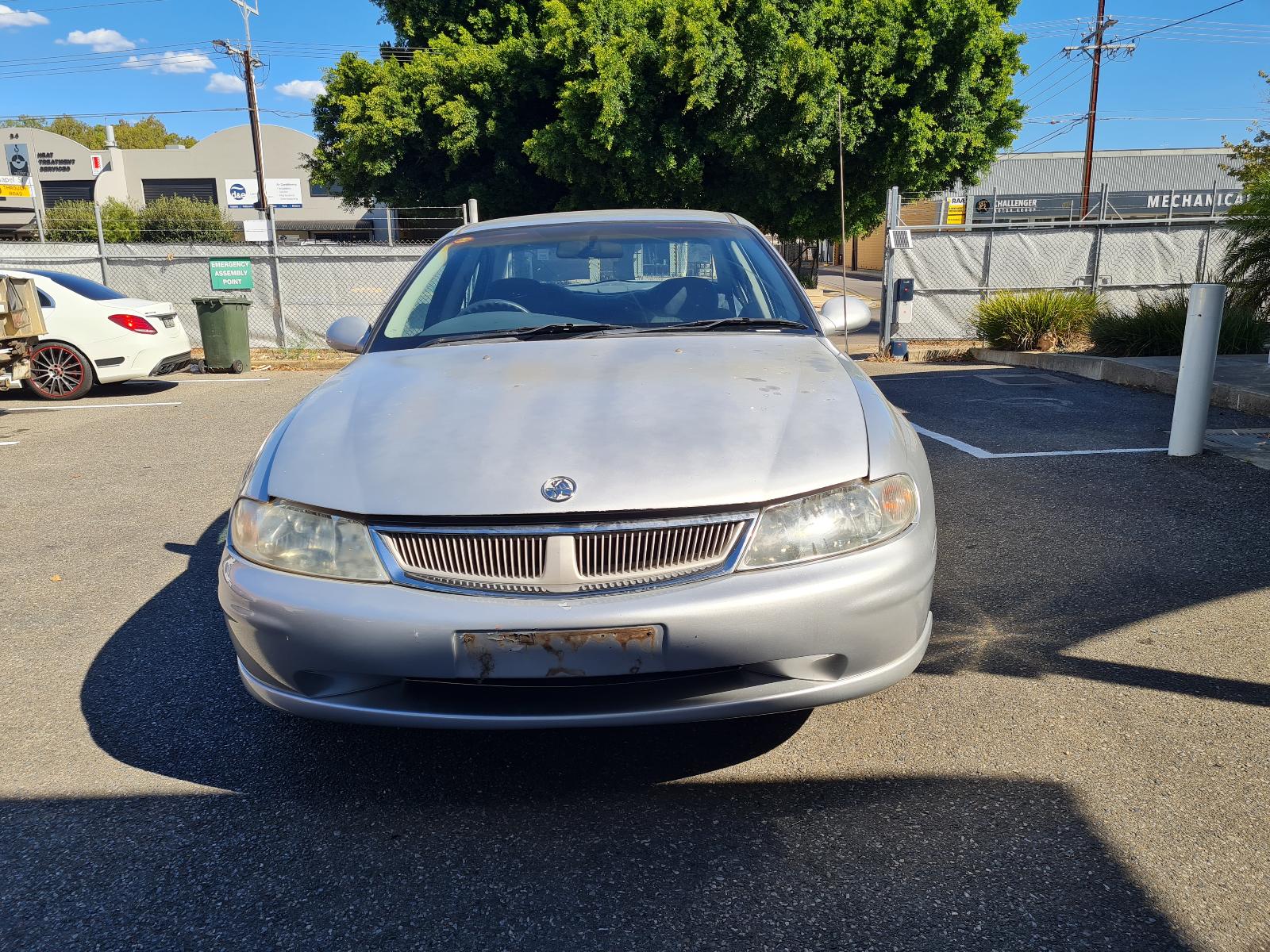 Brake Booster Commodore Holden 2001