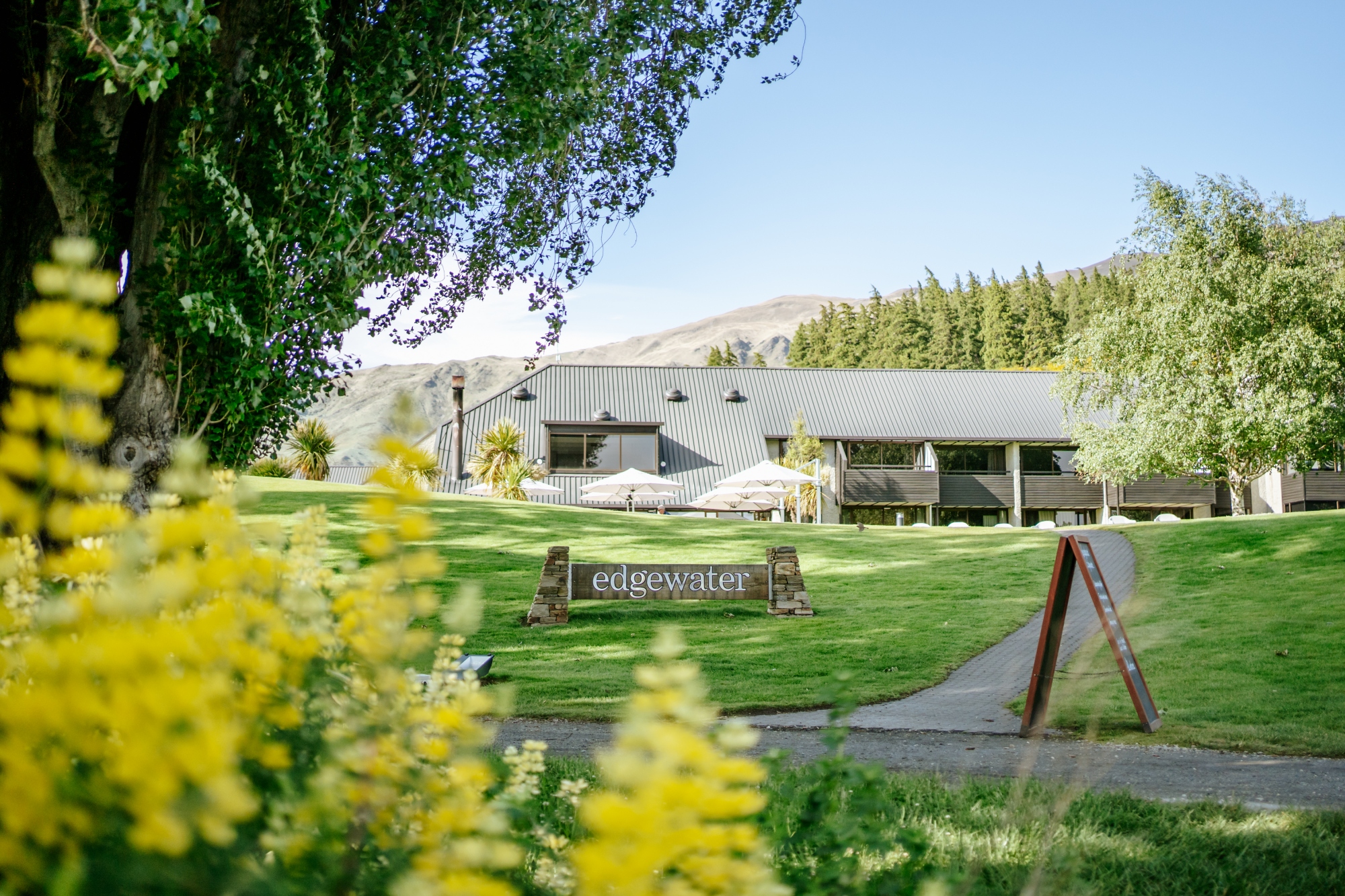 Edgewater Resort re-opens at Lake Wanaka in New Zealand - Wayfarer