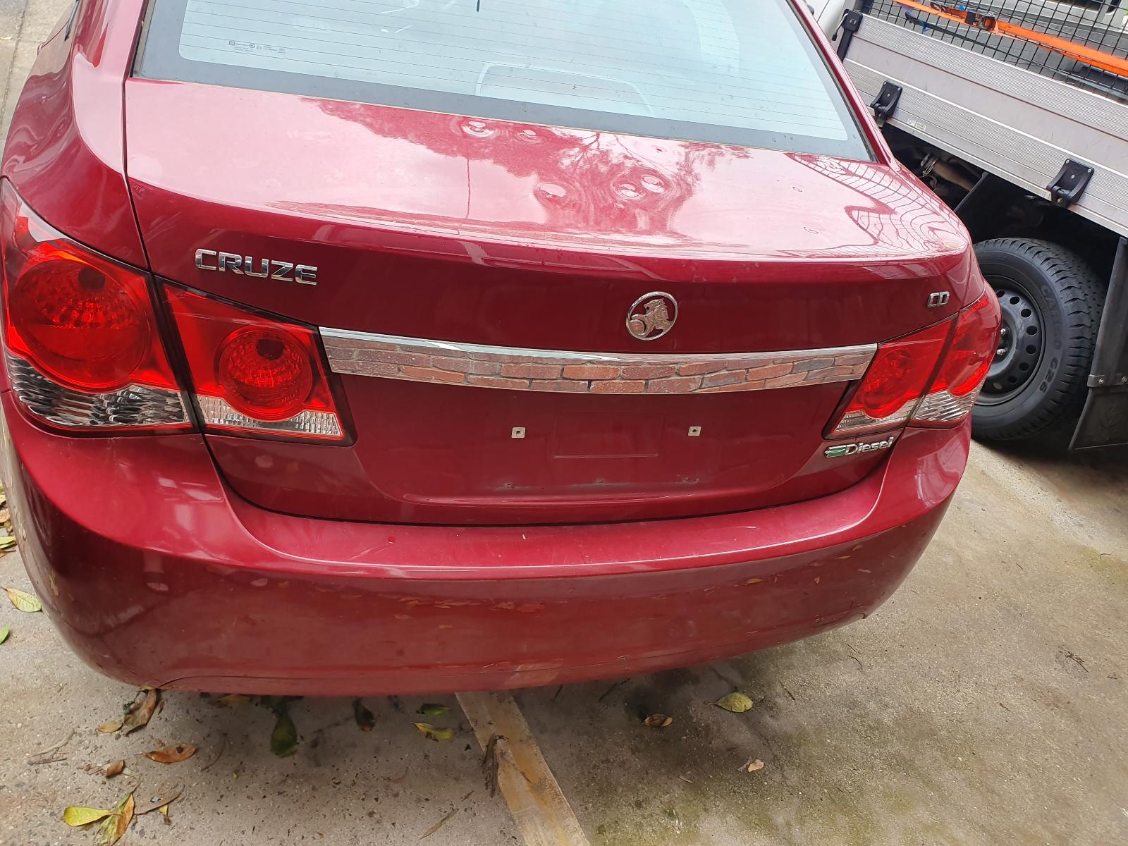 Rear Garnish Cruze Holden 2010