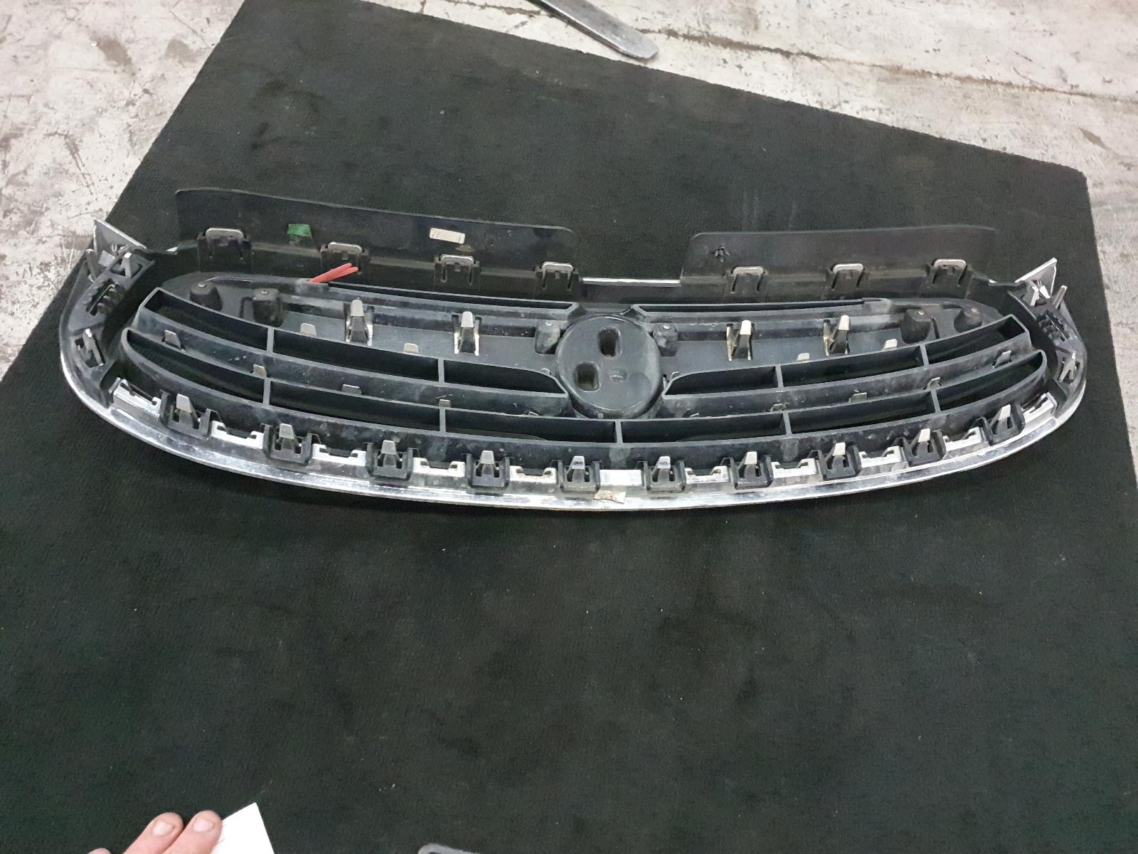 Grille Captiva Holden 2014