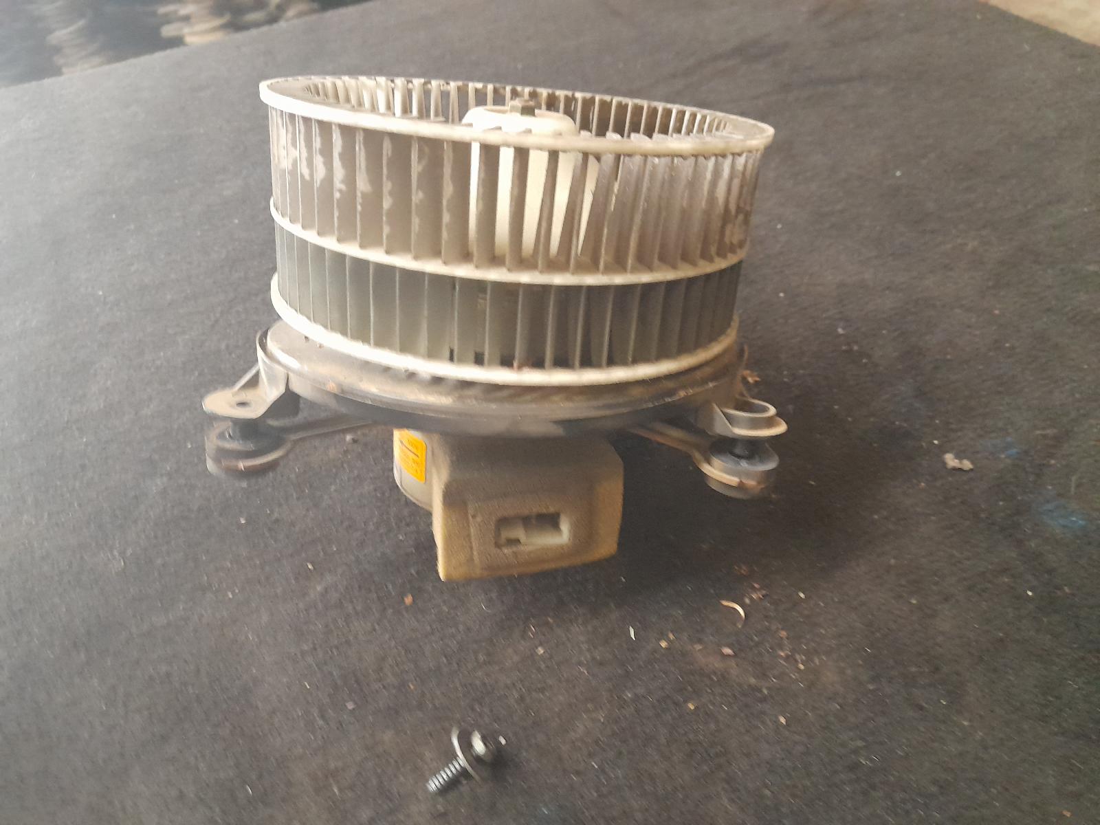 Heater Fan Motor Commodore Holden 2003