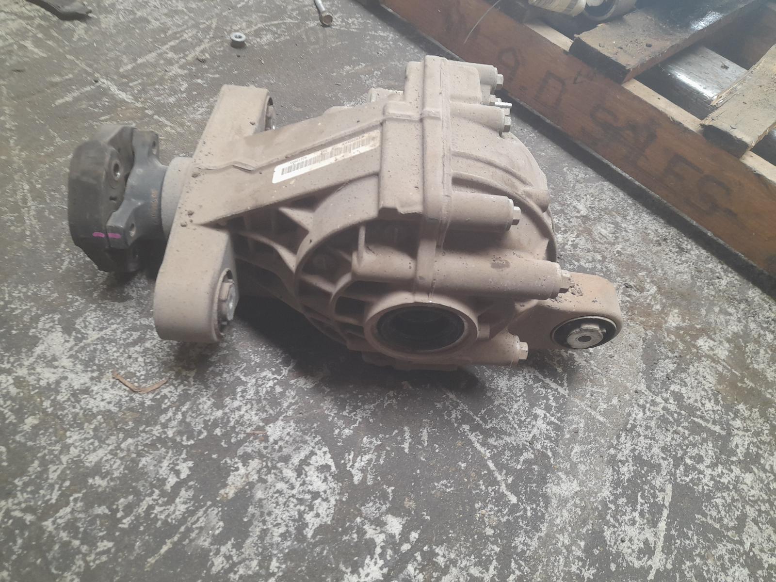 Differential Centre Commodore Holden 2009