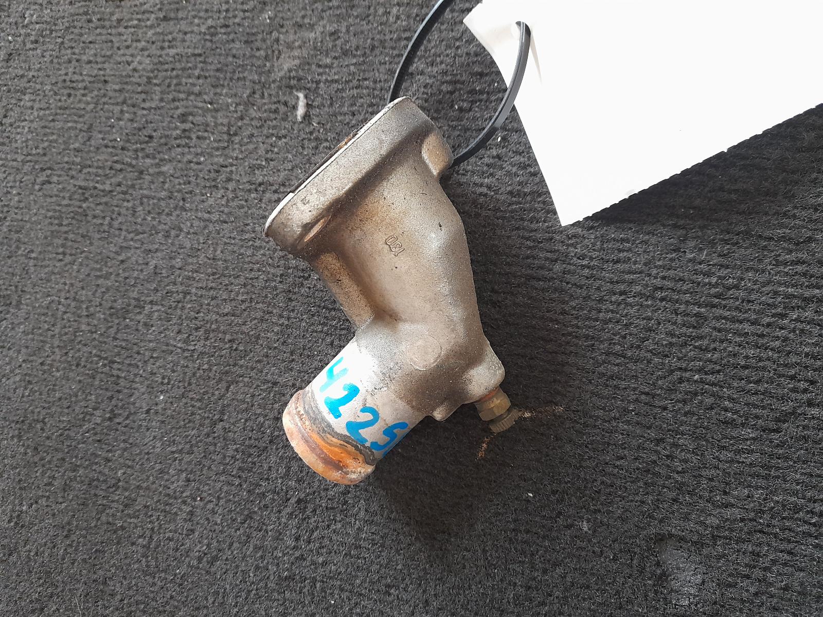 Thermostat Housing Commodore Holden 2004