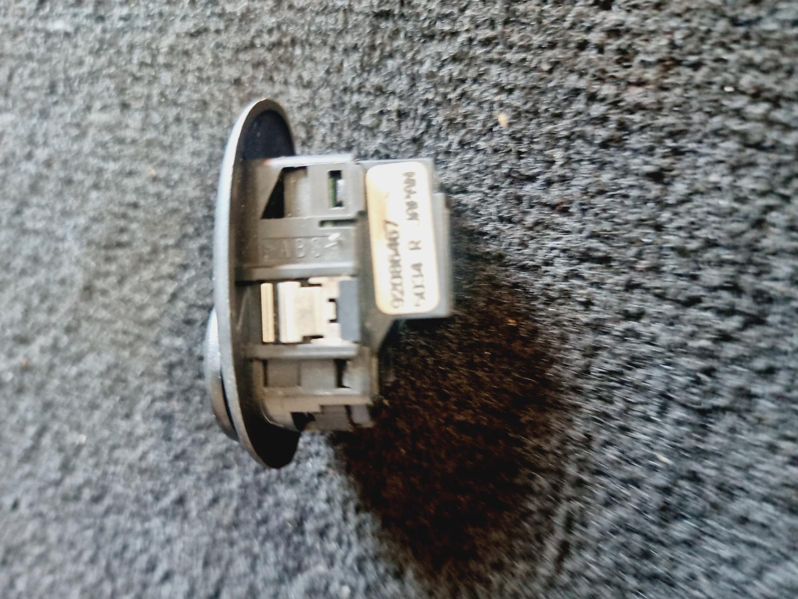 Misc Switch/Relay Commodore Holden 2005