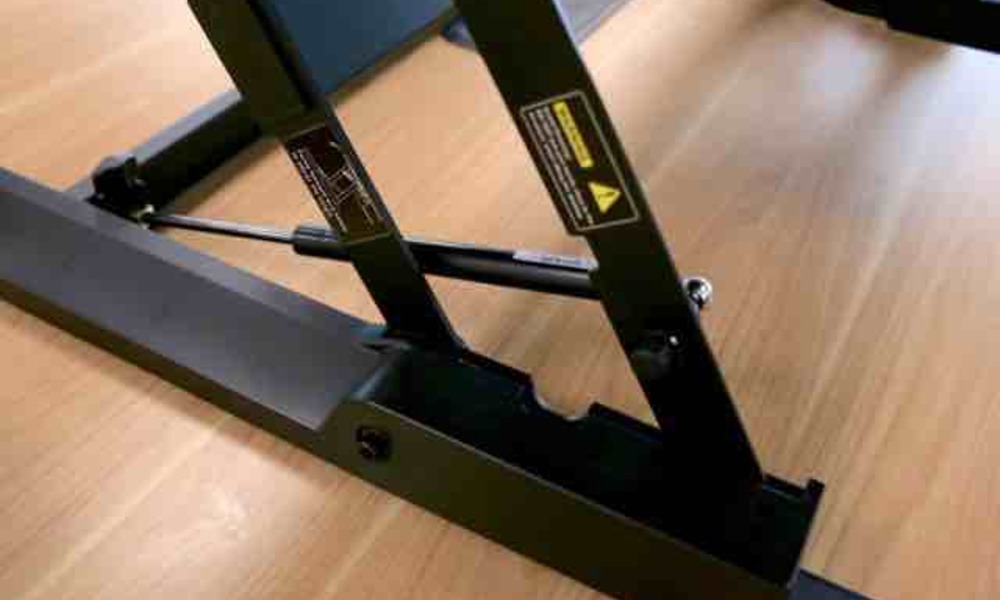 Container Door Ltd | Sit-Stand Desktop Workstation