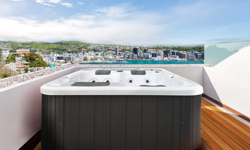 Container Door Ltd | Luxury 3 Person Spa