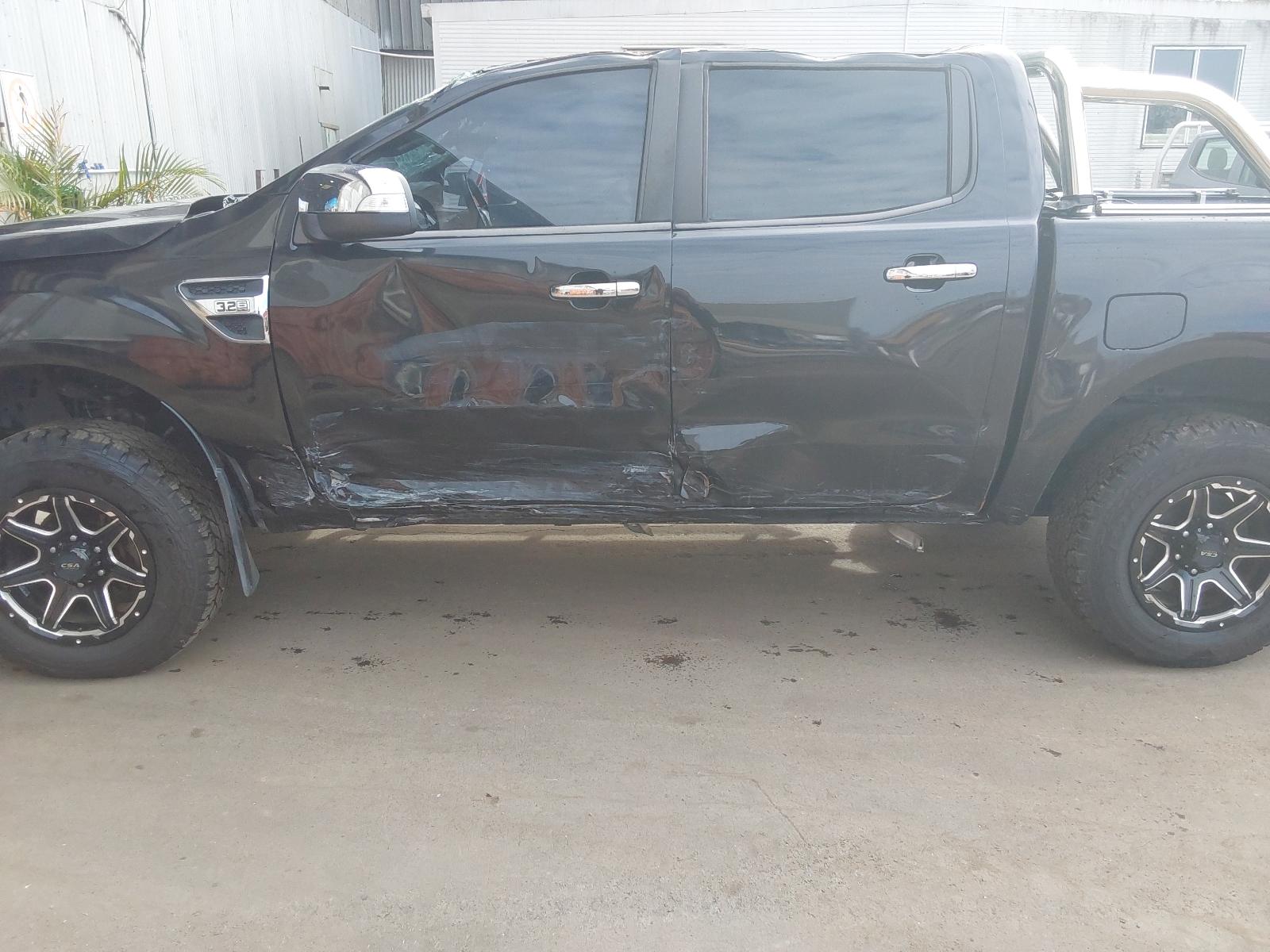 Left Indicator/Fog/Side Ranger Ford 2015