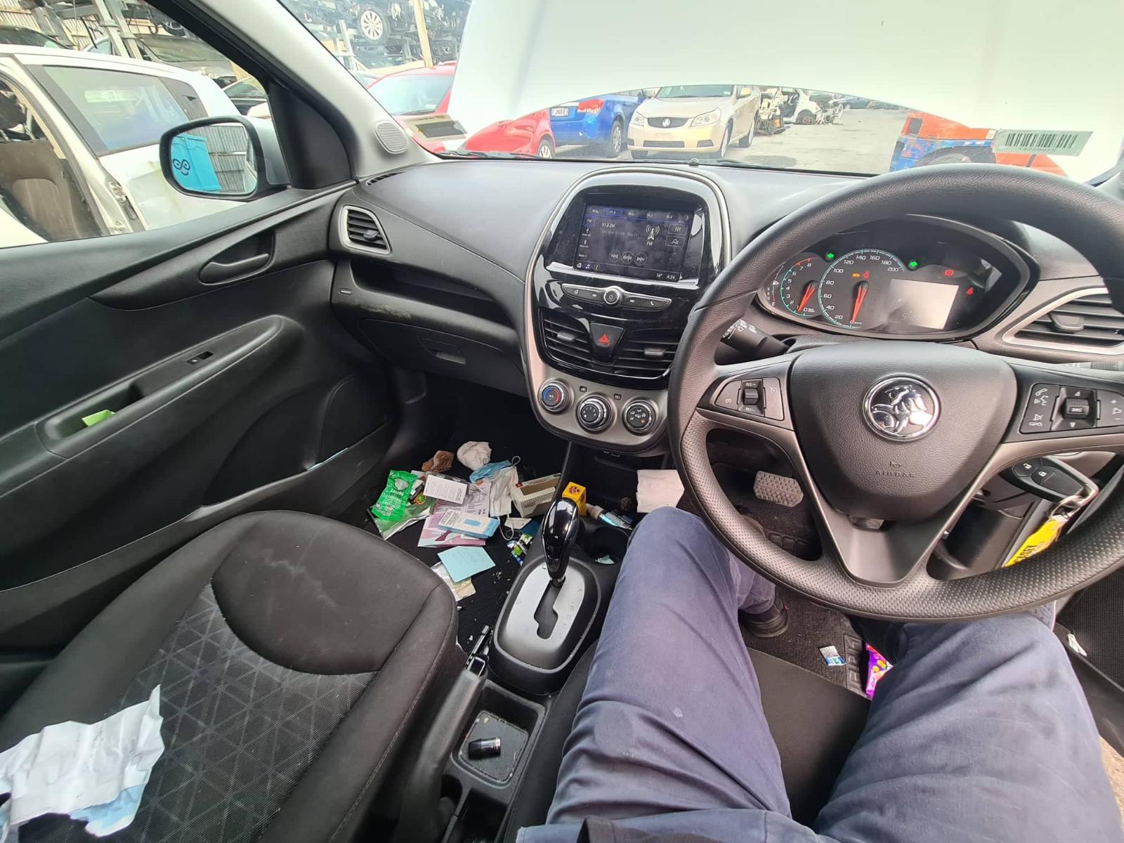 Right Indicator/Fog/Side Spark Holden 2018