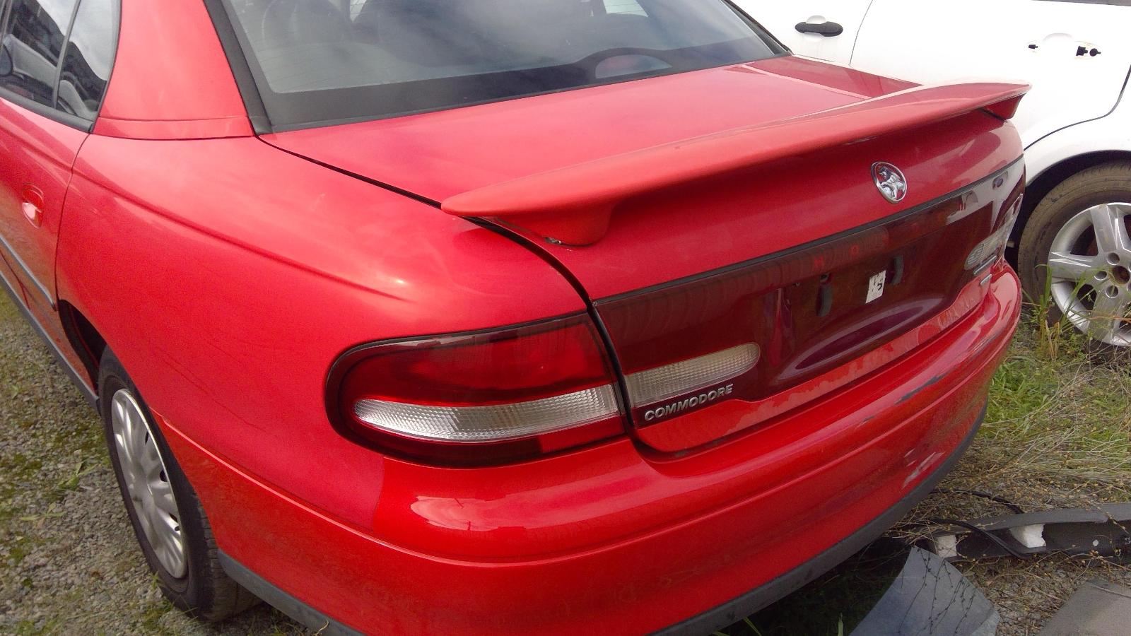 Fuel Tank Commodore Holden 2000