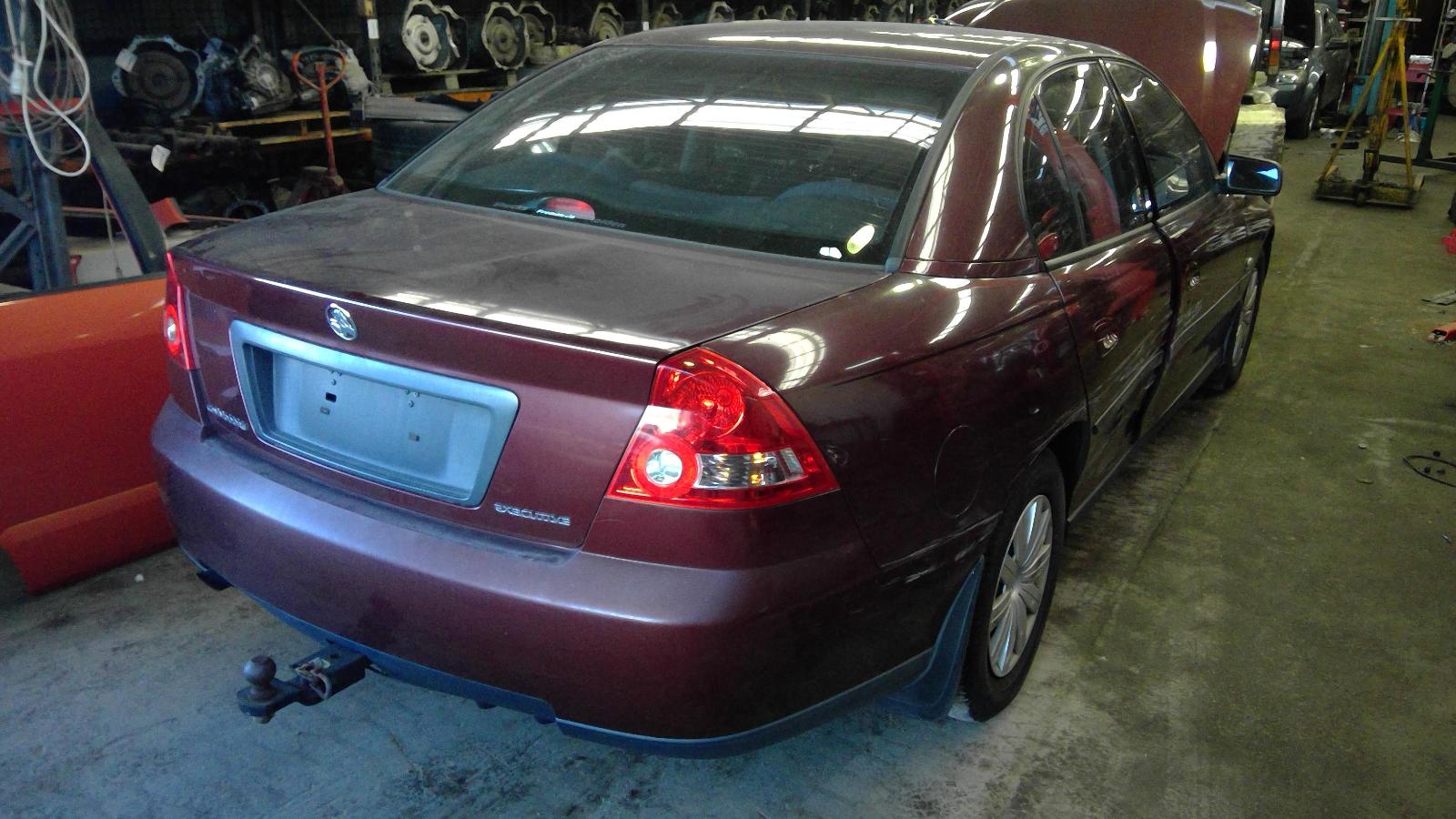 Fuel Tank Commodore Holden 2002